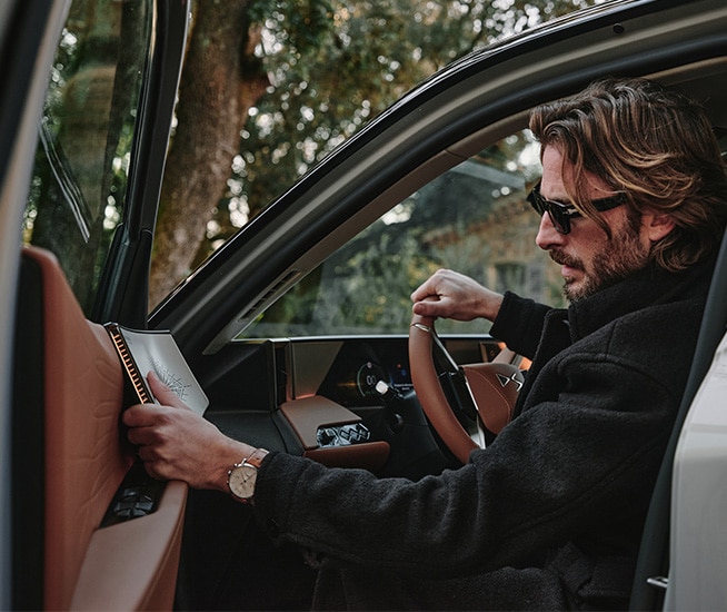 Επιλογέας μοντέλων DS Automobiles: σχεδιάστε και δημιουργήστε το δικό ...