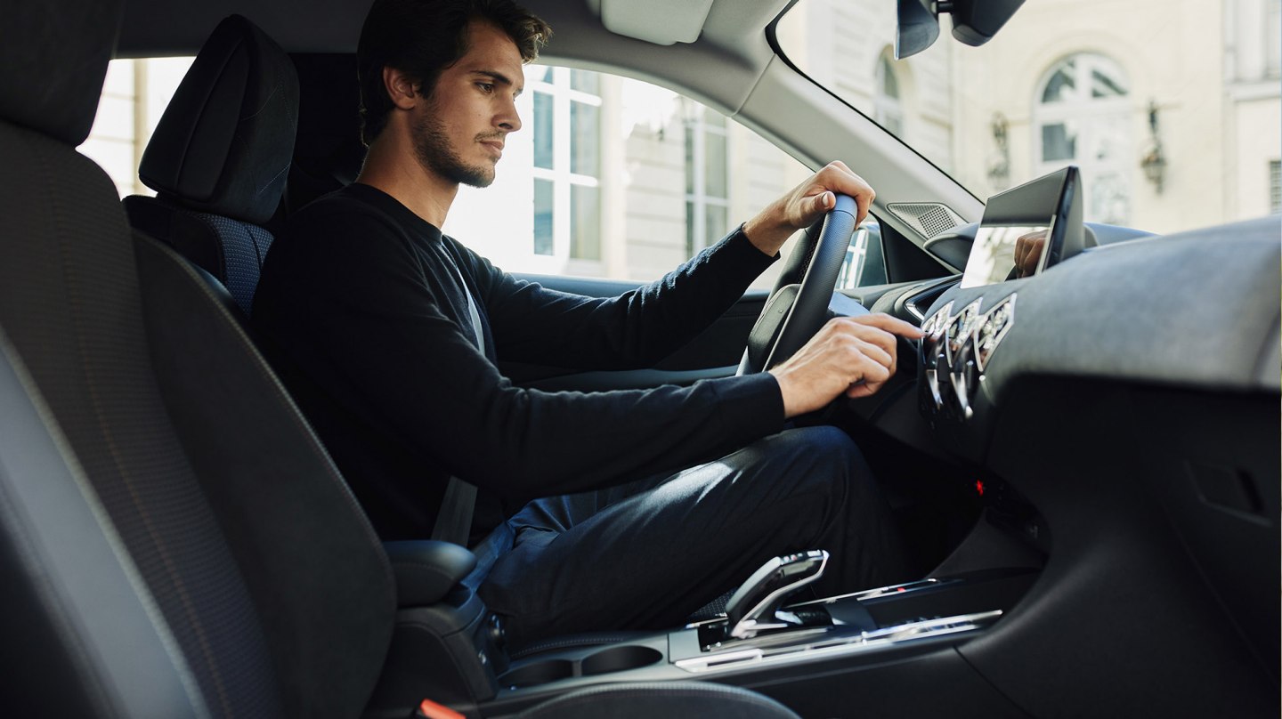 Νέο DS 3: compact SUV διαθέσιμο ως 100% ηλεκτρικό μοντέλο