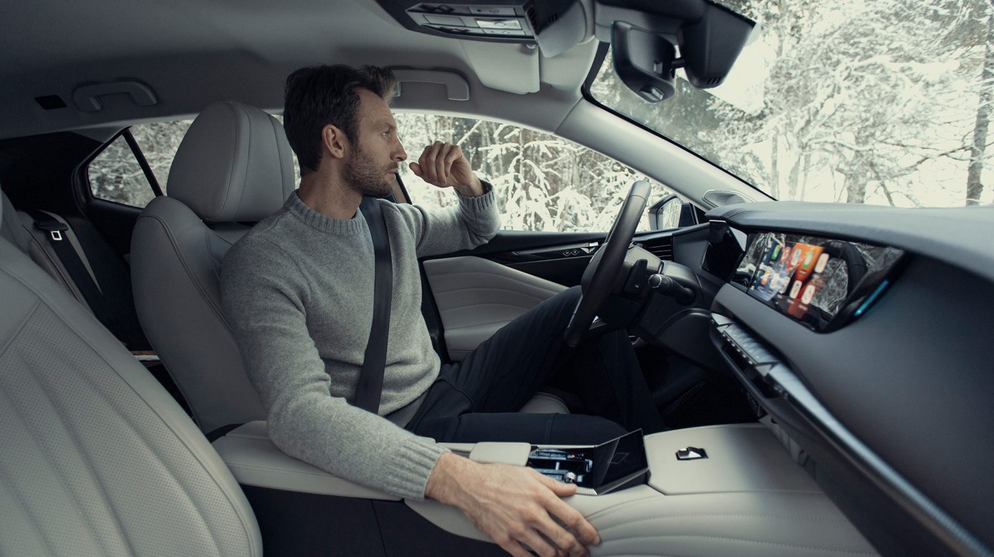 DS 4: Plug-in hybrid hatchback | DS Automobiles